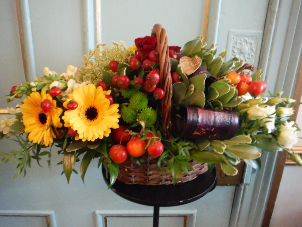 beautiful floral basket – Tiger Lily's